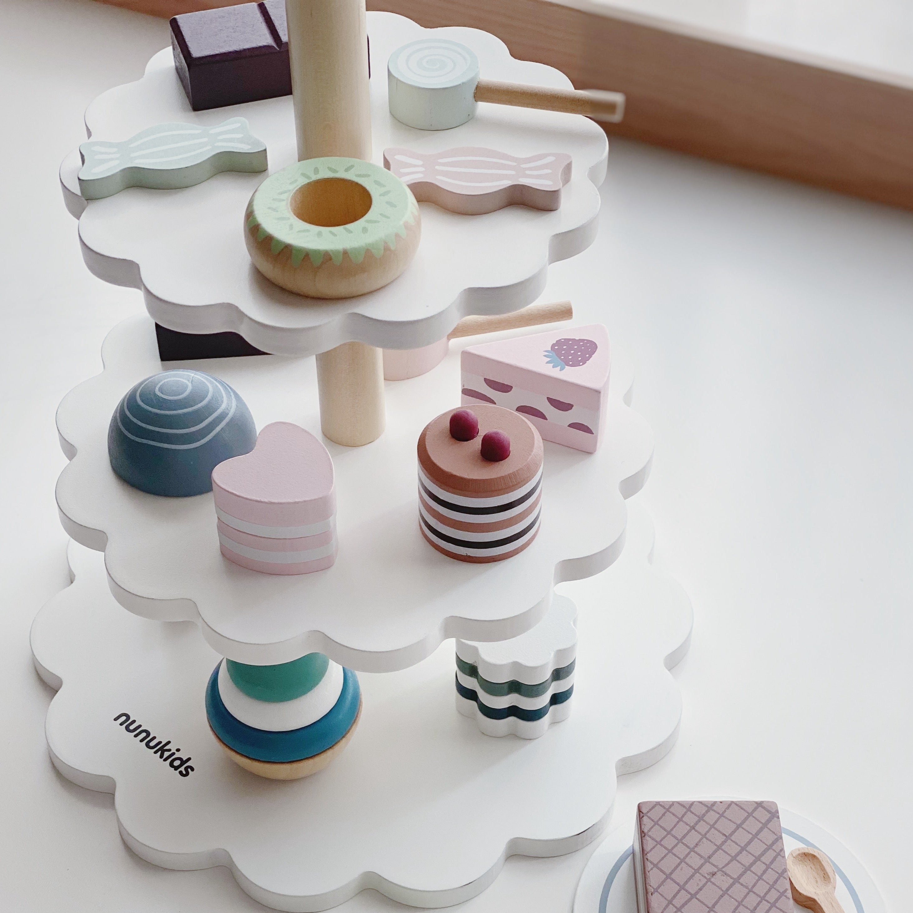 Kids Wooden Pretend Play Cakes Afternoon Tea Set - 27 Pcs – Dolly & Belly